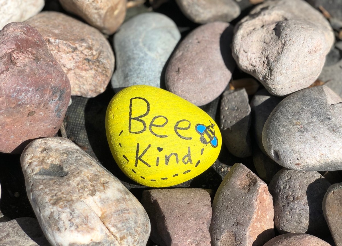 Celebrating Random Acts of Kindness Day - Lireo Designs