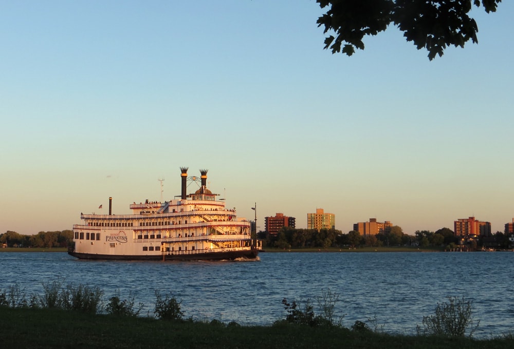 Photo of the Week: Detroit Princess Riverboat Cruise - Lireo Designs