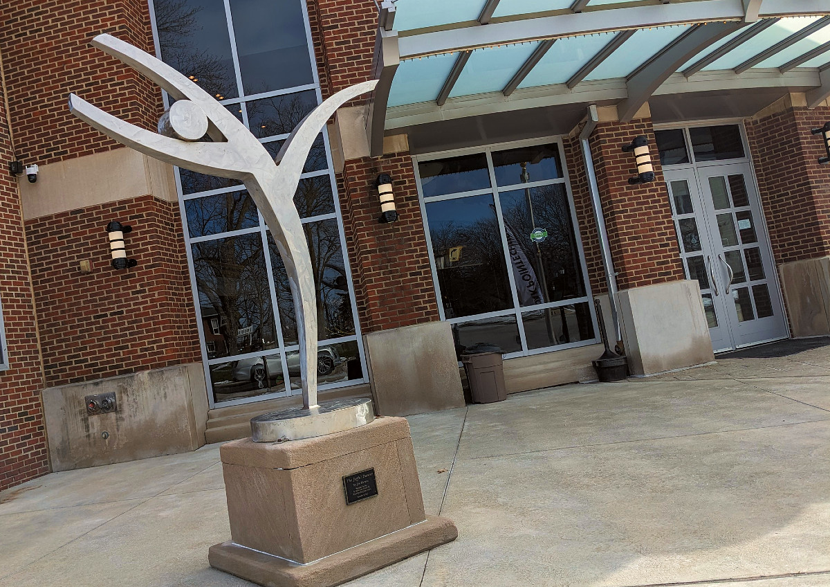 Photo of the Week: The Joyful Dancer - Lireo Designs