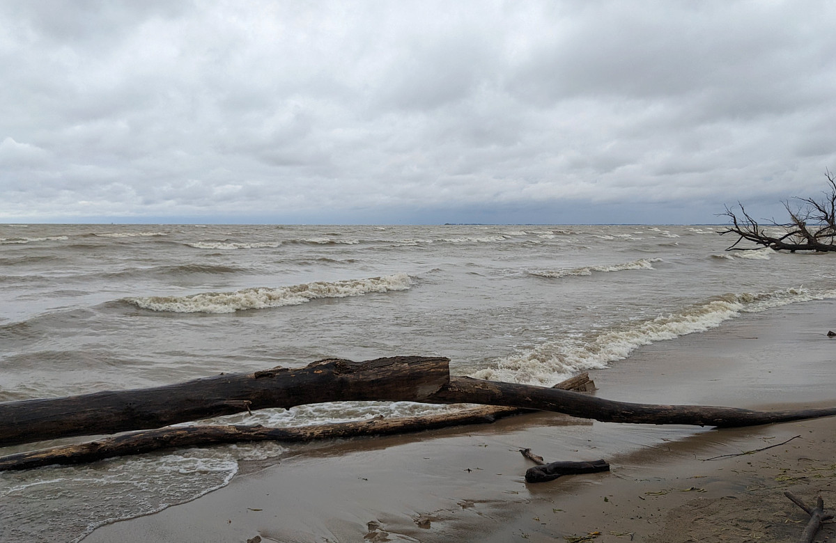 Photo of the Week: Fierce Looking Lake Erie - Lireo Designs