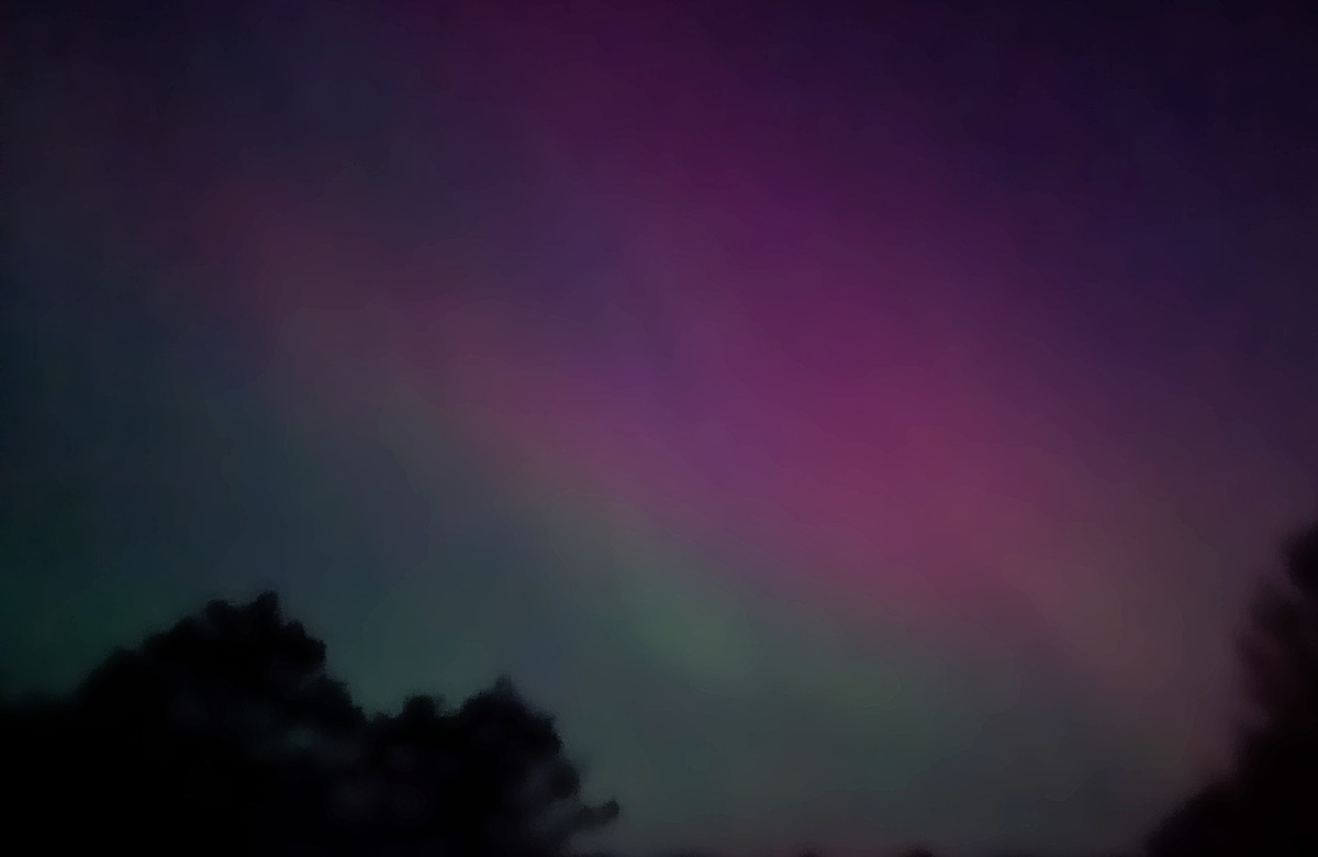 Photo of the Week: Northern Lights in Southeast Michigan - Lireo Designs